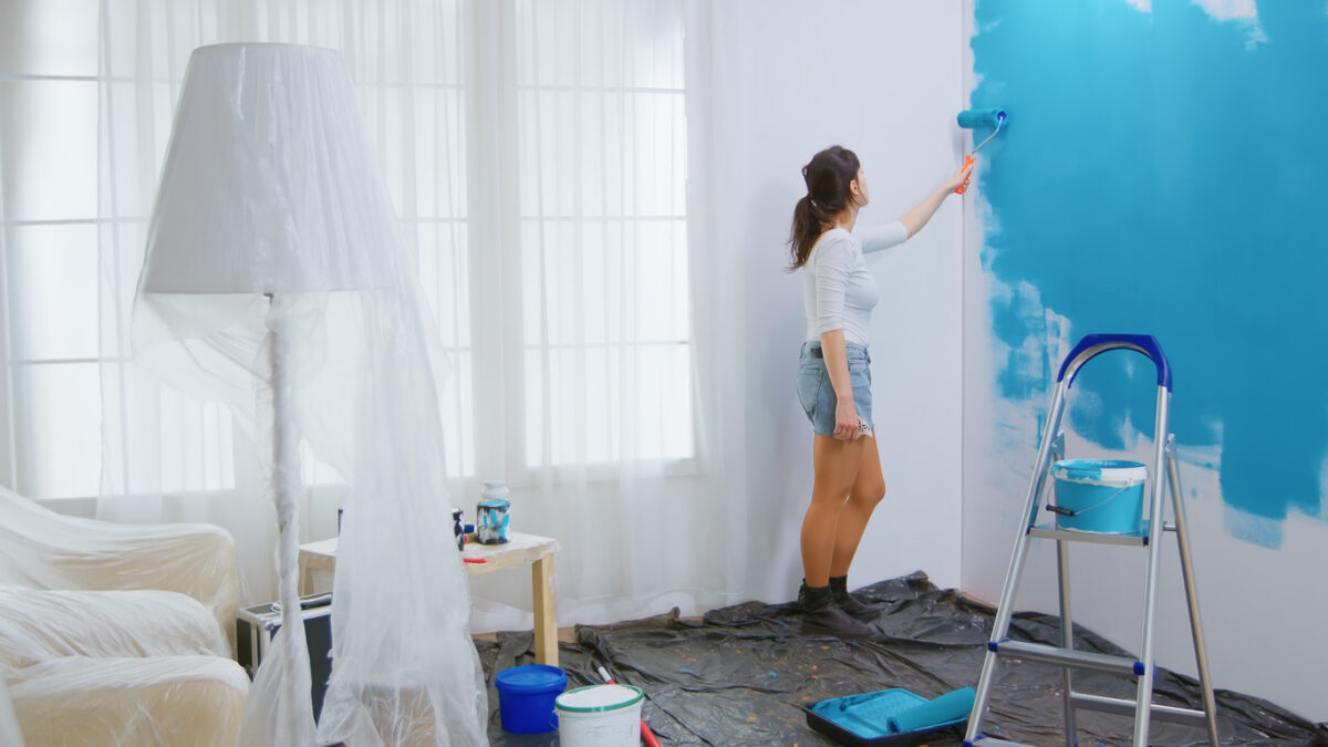 Oil-Based Paints Explained: 7 Powerful Pros and Costly Cons - Despres ...